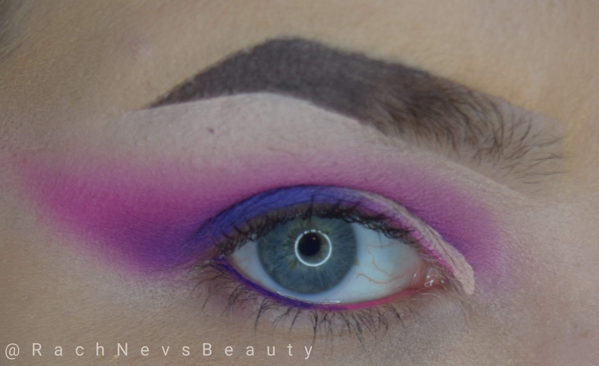 P.Louise Makeup Academy X mmmMitchell Acid Reign Cosmetic Paints Review ...